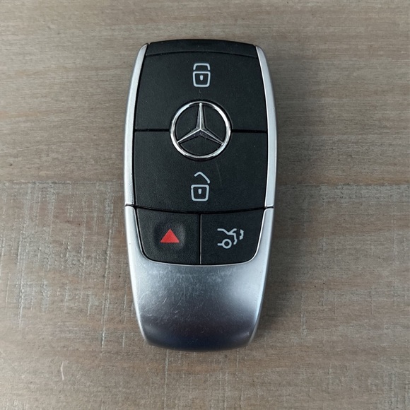 Other | 220 Mercedes Benz Cla 250 Transmitter | Poshmark